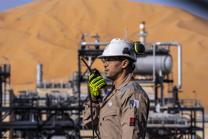 Le Président Directeur Général de SONATRACH en visite de travail et d ...